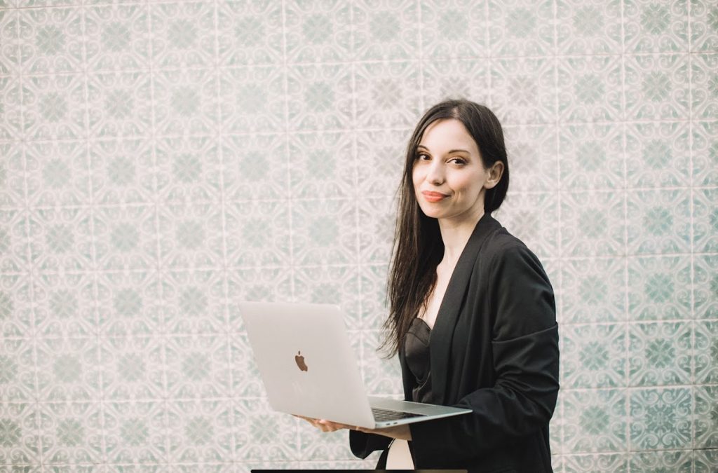 Ana Santos | UX Education | DesignOps & ResearchOps - Ana Santos